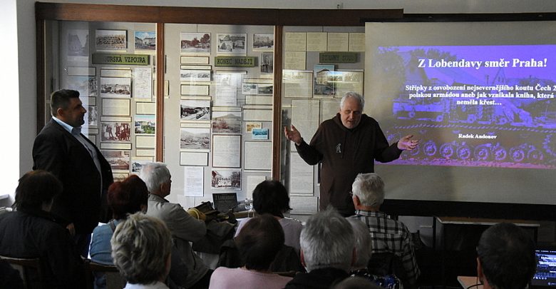 Přednáška a křest – Z Lobendavy směr Praha 2025 – výběžek.eu